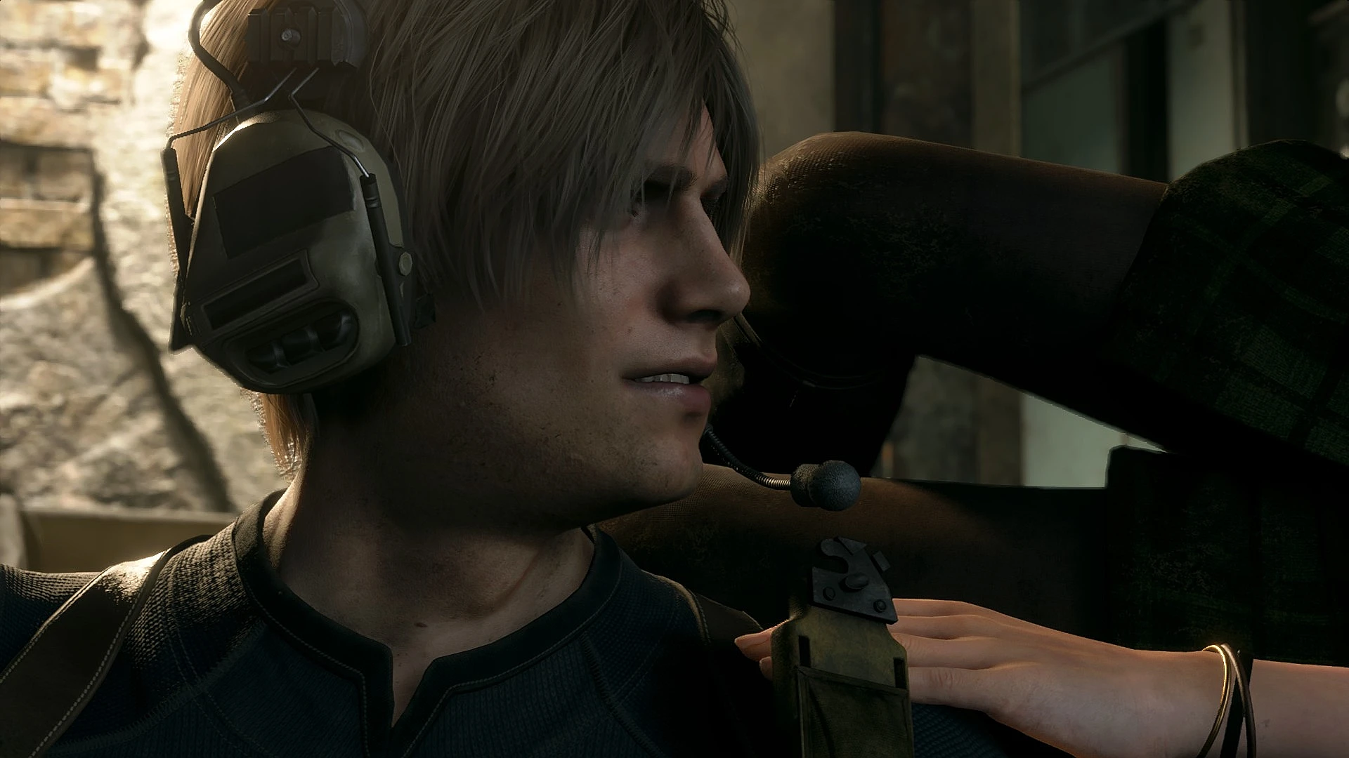 TCI Liberator III Ear Pro Headset for Leon - Resident Evil 4 Remake Mods