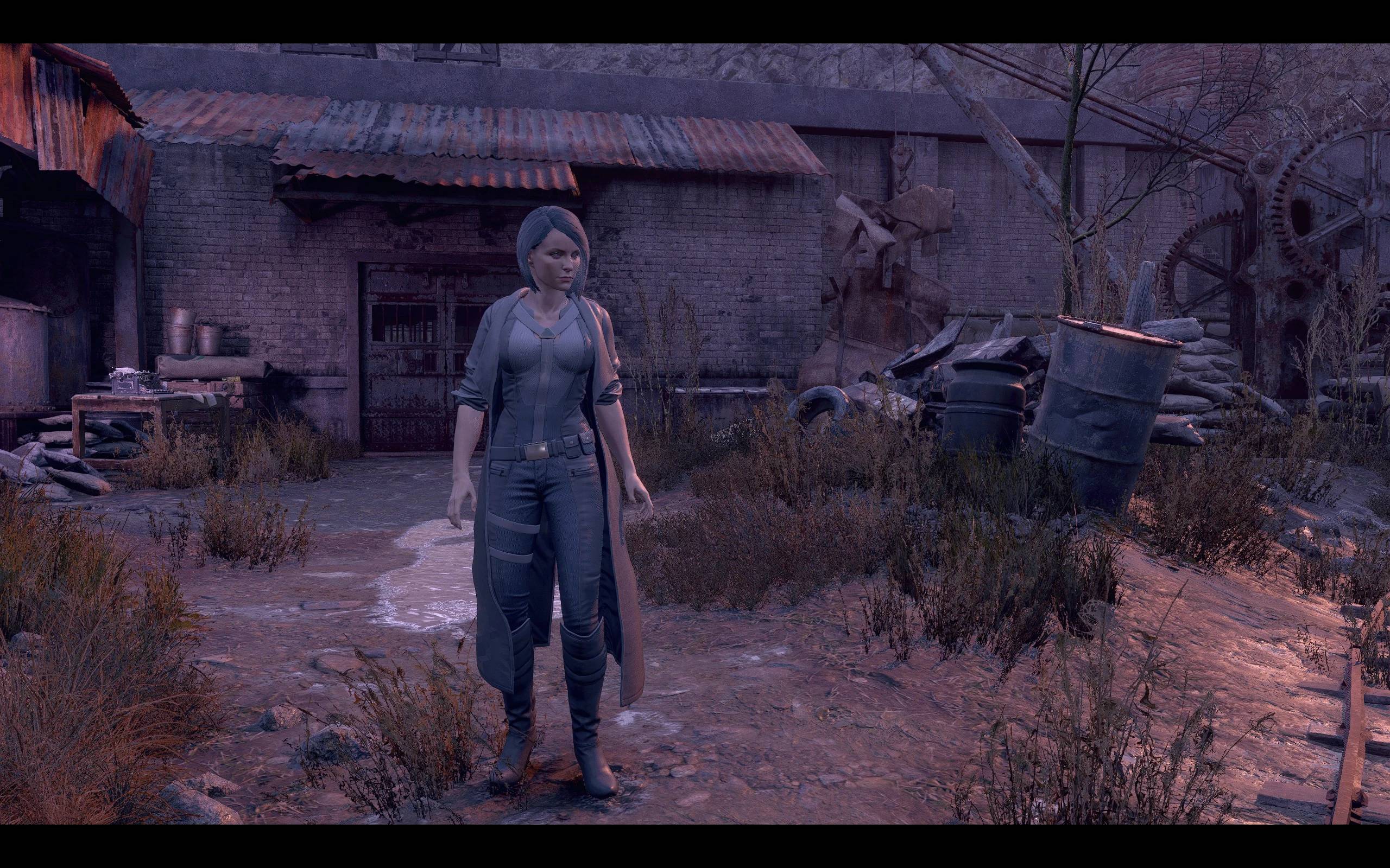 Silver Sable over Ada (Default and Dress) - Resident Evil 4 Remake Mods